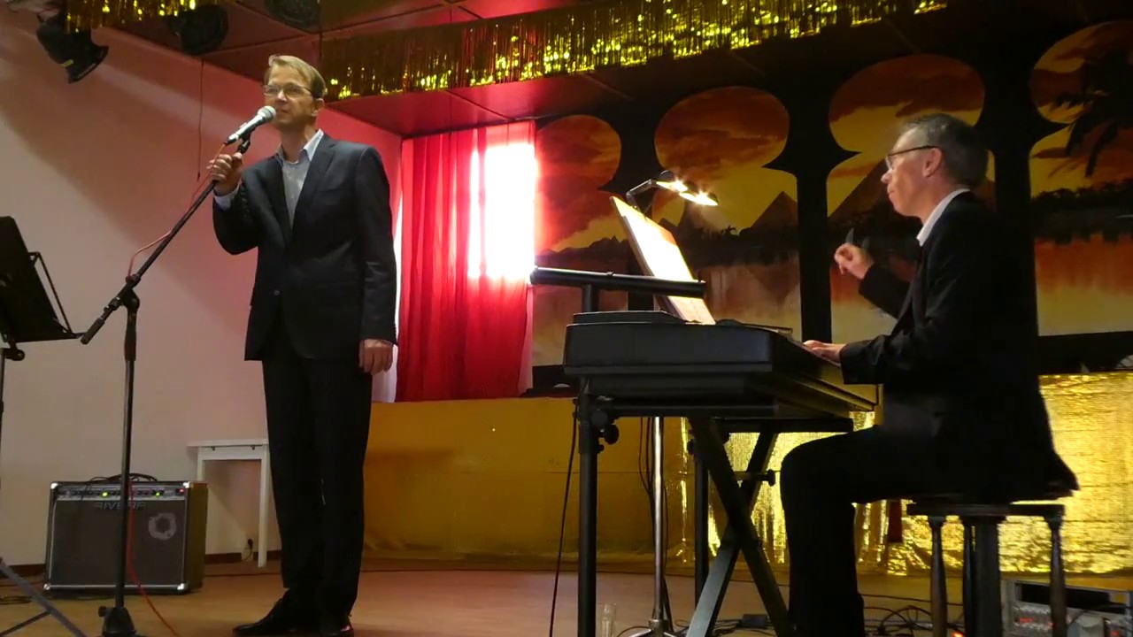 Strangers In The Night Andreas SIngs und Marc Spiess - YouTube