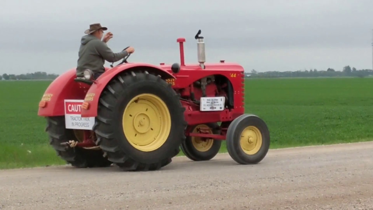 Tractor Trek 2018 - the start of the trek - YouTube