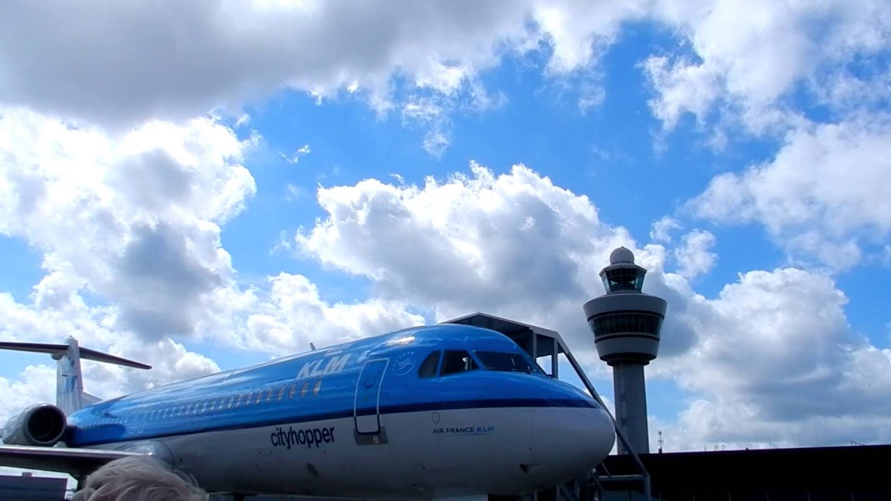 Schiphol Tower Flyby - Dutch Air Force Chinook - YouTube