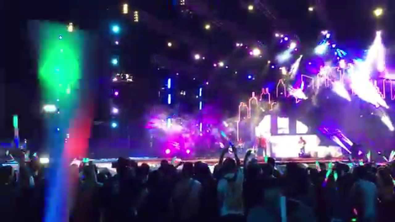 Gloc-9 performs "Sirena" at MTV Music Evolution Manila 2015 - YouTube