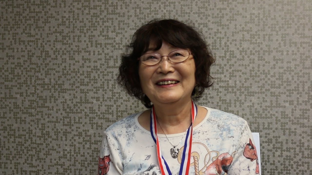 Interview with Akiko Okada at the 2017 IFoLG Show - YouTube