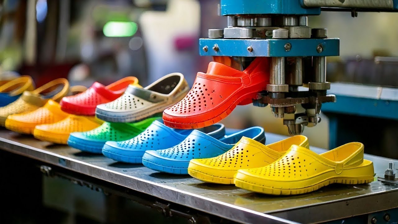 How Indian Factories Make Crocs Style Kids Slippers - YouTube