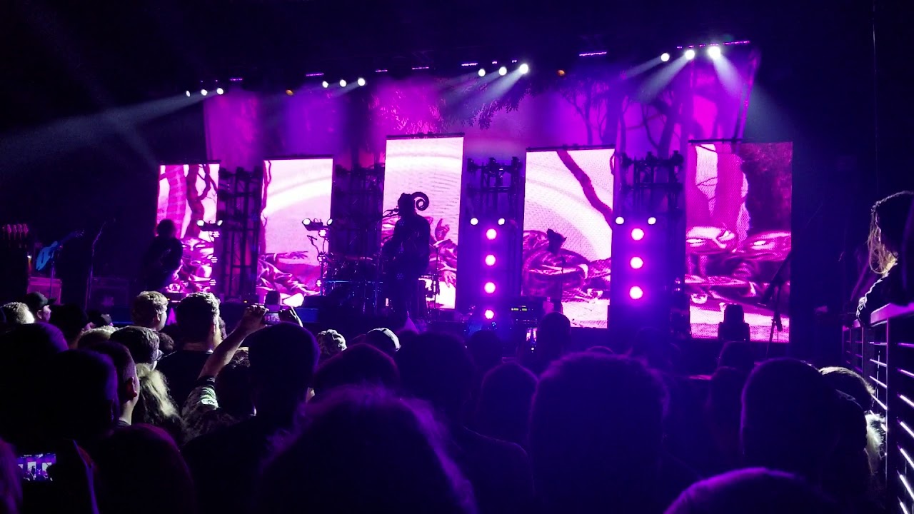 Primus playing at the Myth in Minnesota (#2) - YouTube