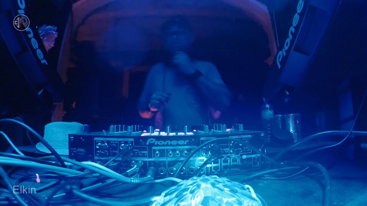 Elkin | Castaneda. Открытие | R_sound | Moscow @Castaneda 1.12.2018 ...