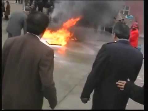 çok komik kendini yakan itfaiyeci