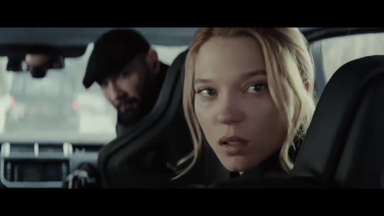 Spectre snow chase scene (HD) - YouTube