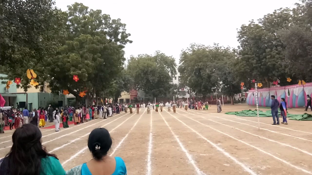 Balvantray Mehta Vidya Bhawan Race Competition - YouTube