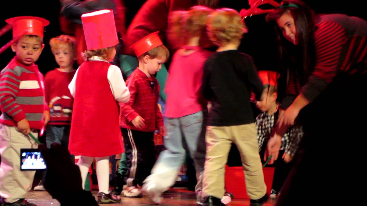 Spectacle de Noel - MIFO 2012 Les Petits Pinceaux (2) - YouTube