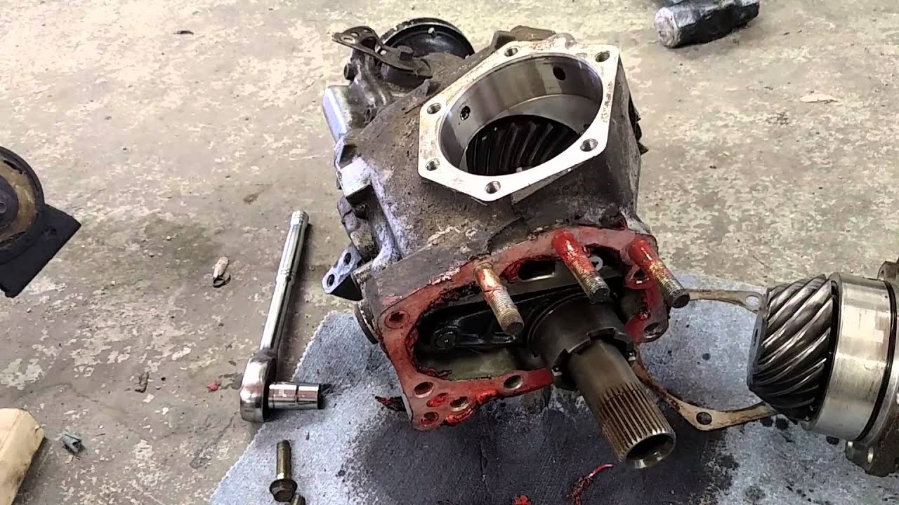 E50f st165 awd to fwd - YouTube