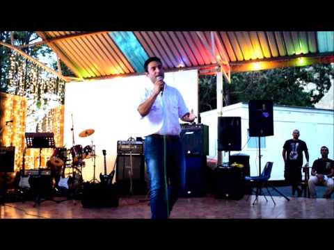 Gerrie Pretorius performing on the remote island of St Helena - YouTube