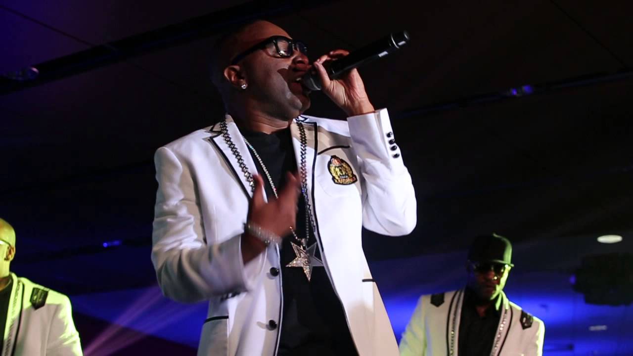 112 Performing "It's Over Now" Live at the 2014 Essence Music Festival ...