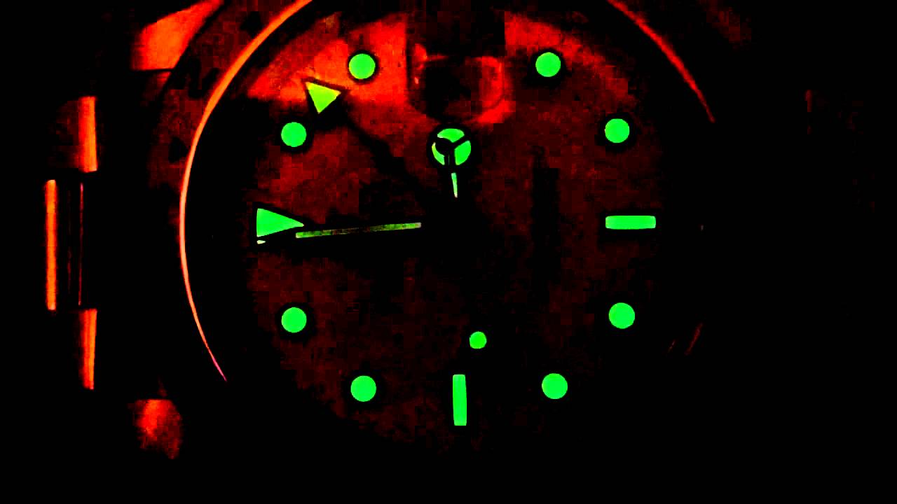 Rolex Explorer ii Lume Test - YouTube