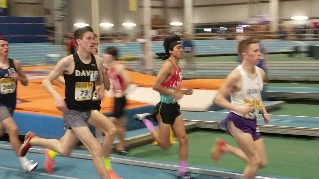 New Balance Boise indoor mile 2017 - YouTube