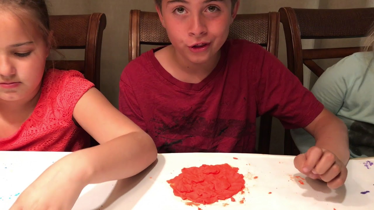 2 Minute to Win It Play-Doh Challenge - YouTube