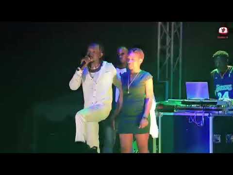 Big fizzo with kiriku akili