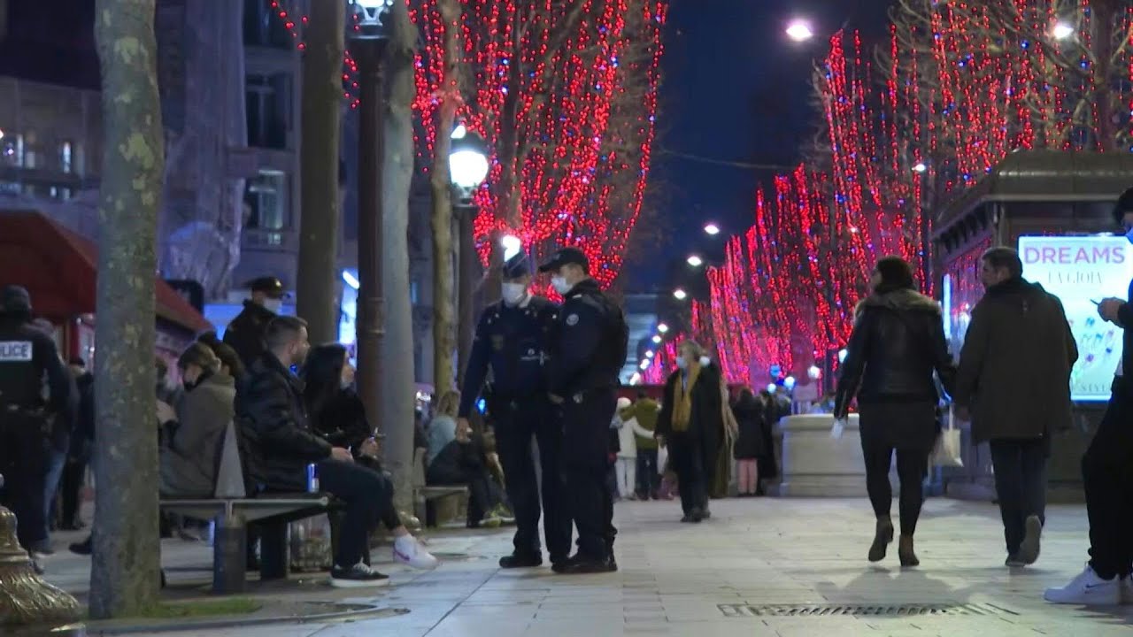 Police patrols in Paris as mask-wearing outdoors becomes mandatory ...