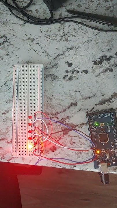 Arduino LED Chase Project - YouTube