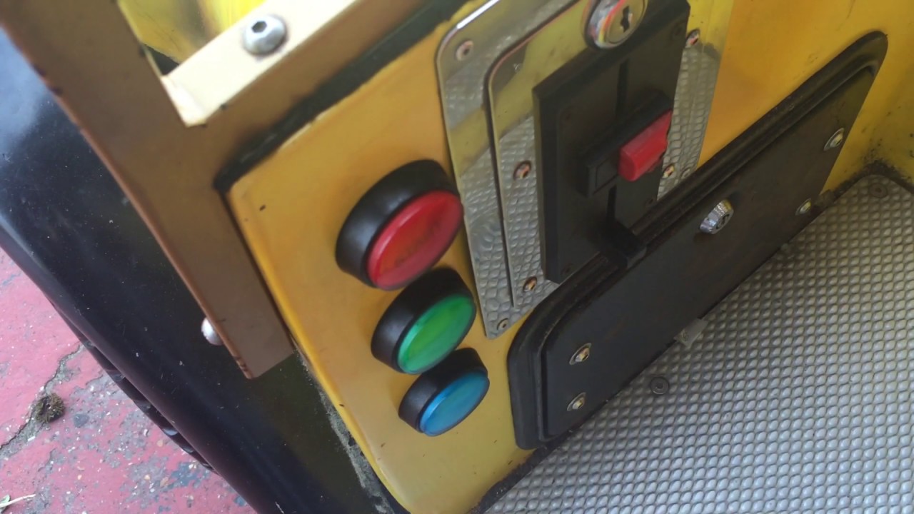 Amutec Brum Kiddie Ride - YouTube