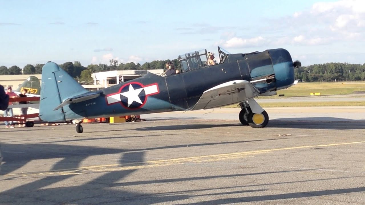 North American AT-6 Texan Start Up - Commemorative Air Force - Dixie ...