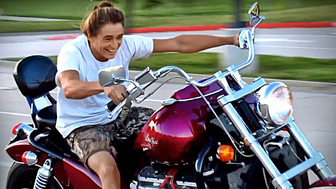 My Little Brother Levin Rides a Boss Hoss Motorcycle First Time V8 ...