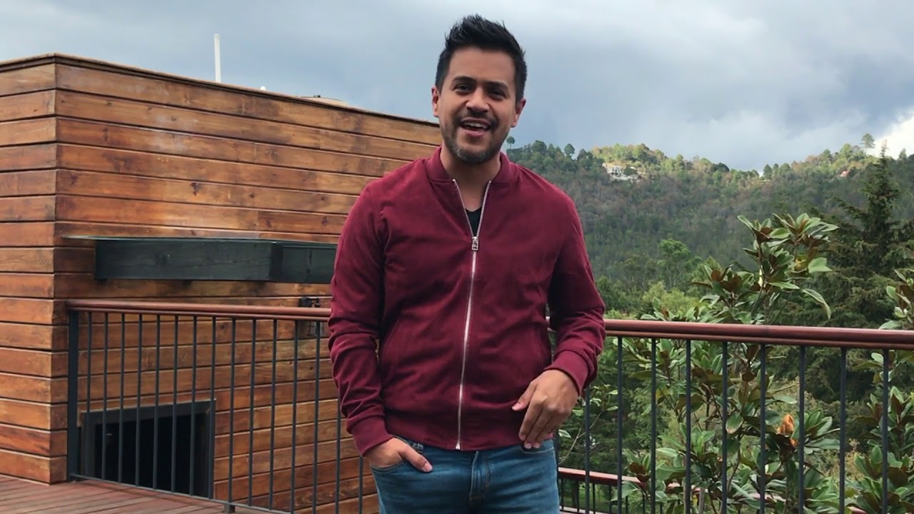 SONVER / Daniel Fraire / Guitarrista de Jesus Adrian Romero - YouTube