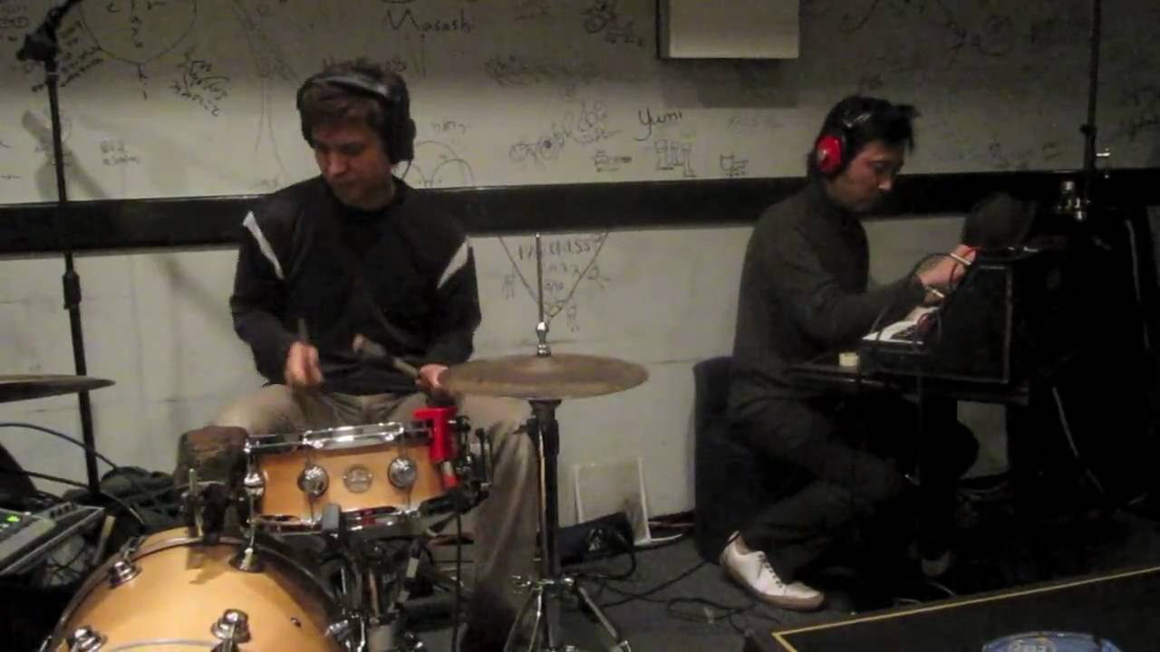 SNO: April 5th, 2010 @ Bar Isshee, Tokyo - YouTube