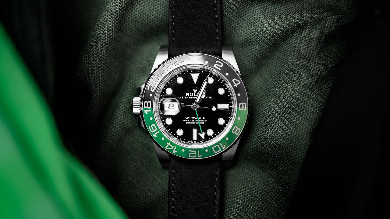 How to wear | ROLEX Green GMT Master 2 126720VTNR - YouTube