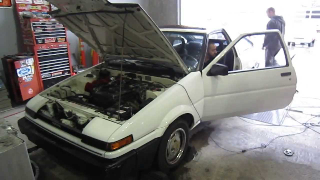 TOYOTA COROLLA AE86 4AGE SWAP DYNO - YouTube