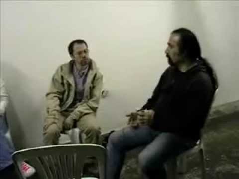 Ressam Çağlar, Bulunmaz Tiyatro'daydı!