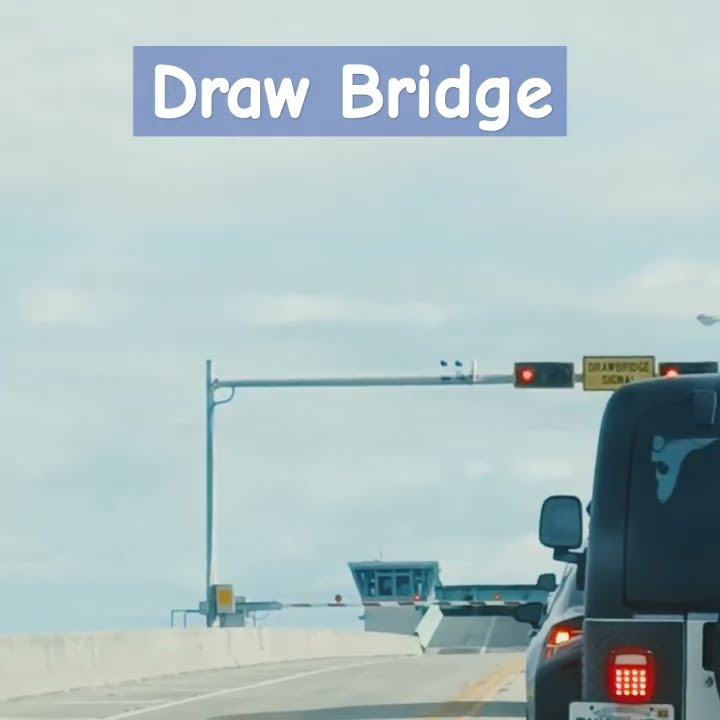 Draw Bridge going up and down - YouTube