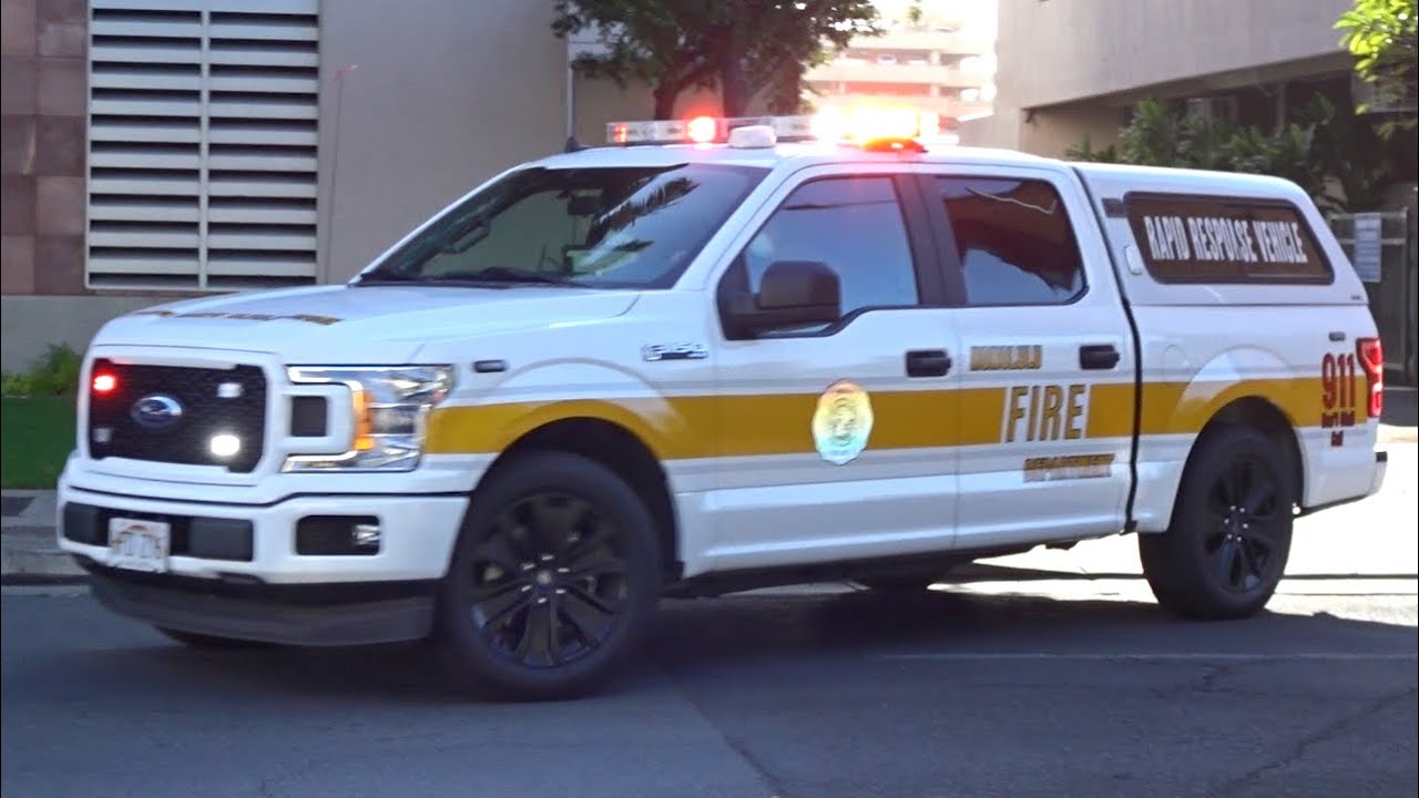 Honolulu Fire Dept. RRV 9 Responding - YouTube