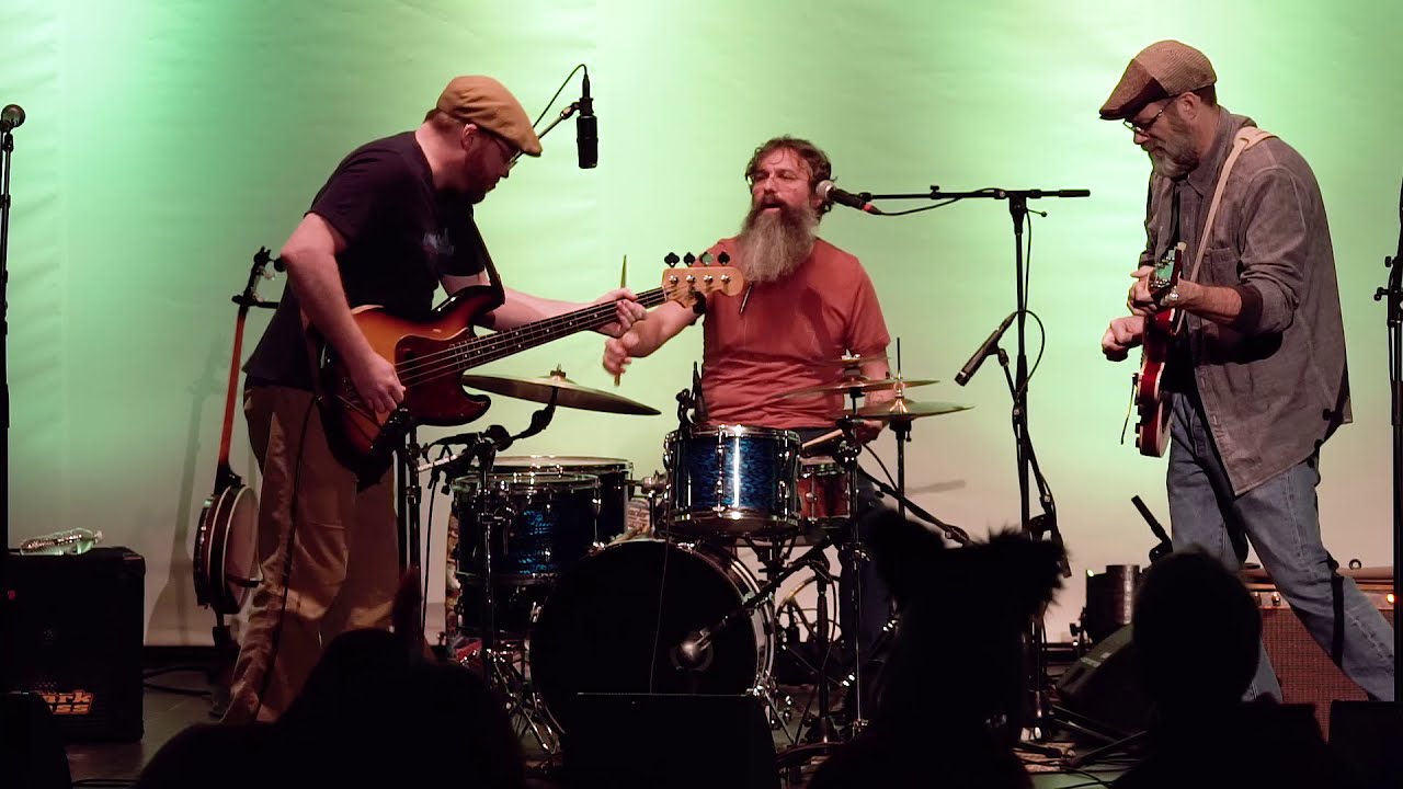 Rea Moore Newman -"Put Your Sweet Lips Closer to the Phone" - YouTube