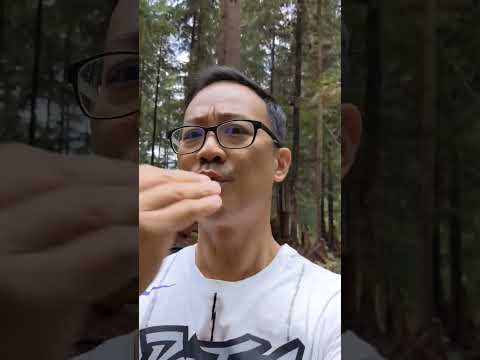 asmr fast and aggressive spit painting mouth sounds #shorts #asmr #asmrsounds