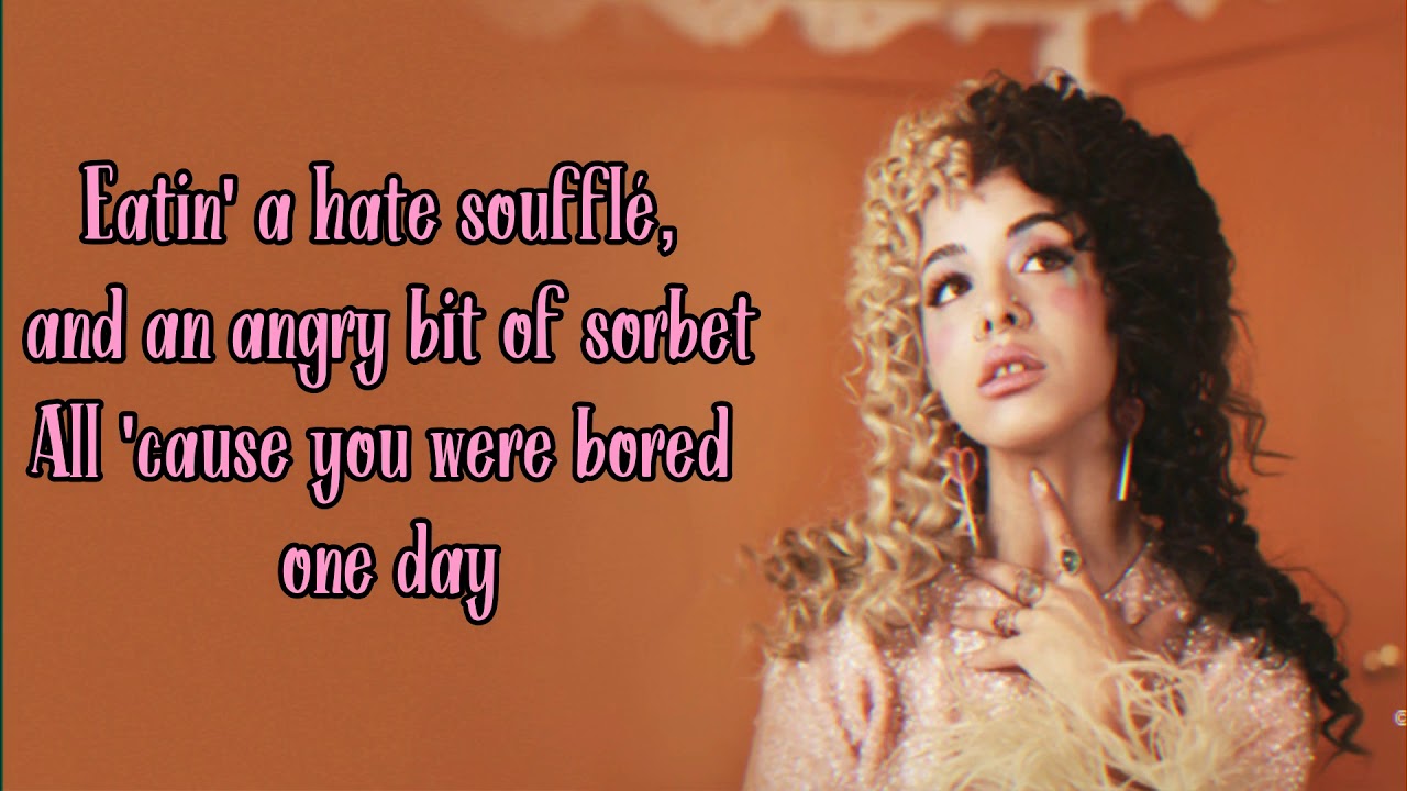 Melanie Martinez - Fire Drill(Lyrics) - YouTube