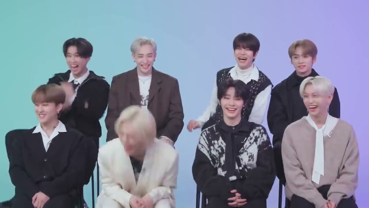 Stray Kids | Hyunjin loves Felix - YouTube