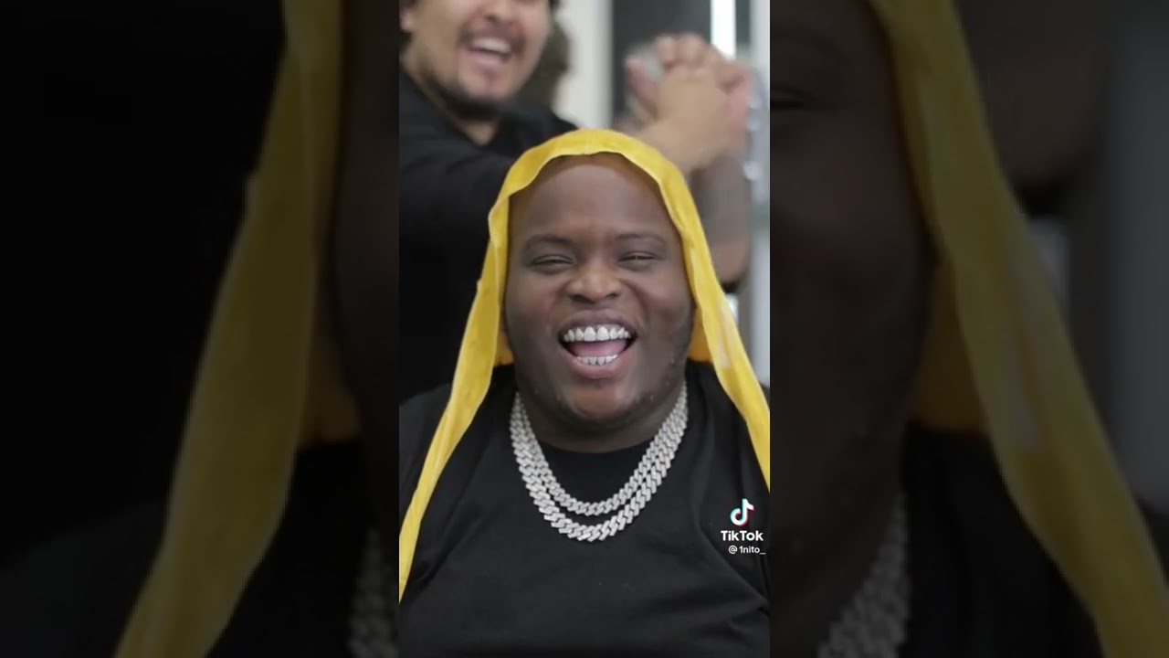 Morray Gets Braids 😳 - YouTube