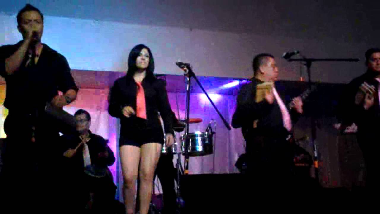 Grupo Los Llayras Despedida Cumbia Huaracha - YouTube