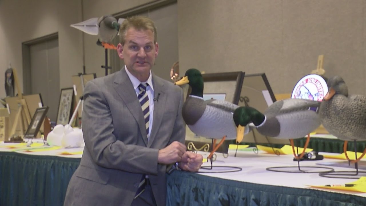 Mike Max Visits The Sportshow - YouTube