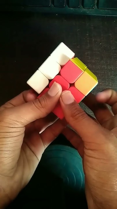 Again rubix cube trick #trendingshorts #rubixcube #viral #ytshorts #trending - YouTube