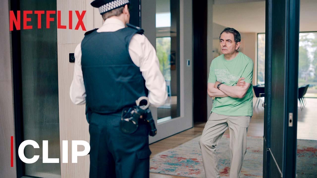 Bee Becomes A Buzz Kill For Rowan Atkinson | Man Vs. Bee Hindi Scene ...