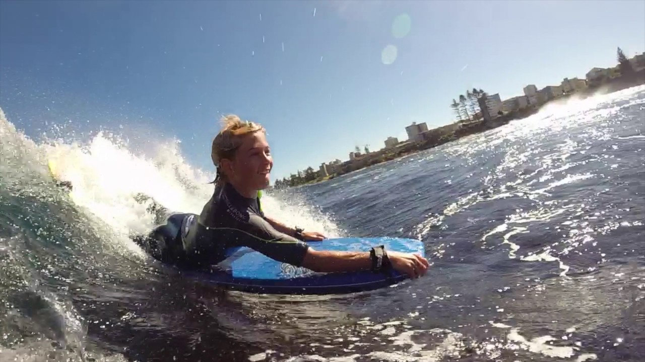 Bodyboarding Shark Island - YouTube