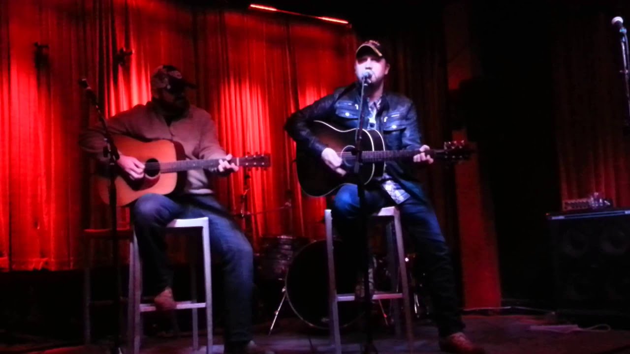 Thomas Tillman I Drink To Remember - YouTube