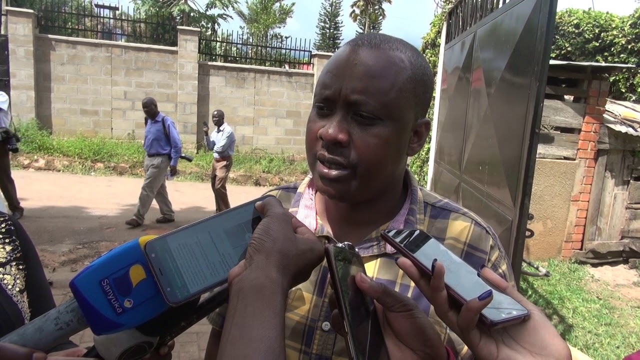 Ekyasse Charles Muhangi wuuno akyogedde! balabika baamuwadde obutwa ...