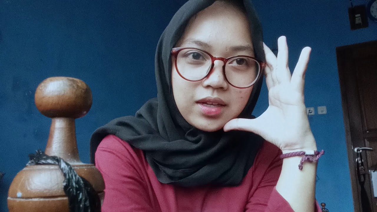 Curhatan orang yang punya muka judes | Ferlisafiraa - YouTube