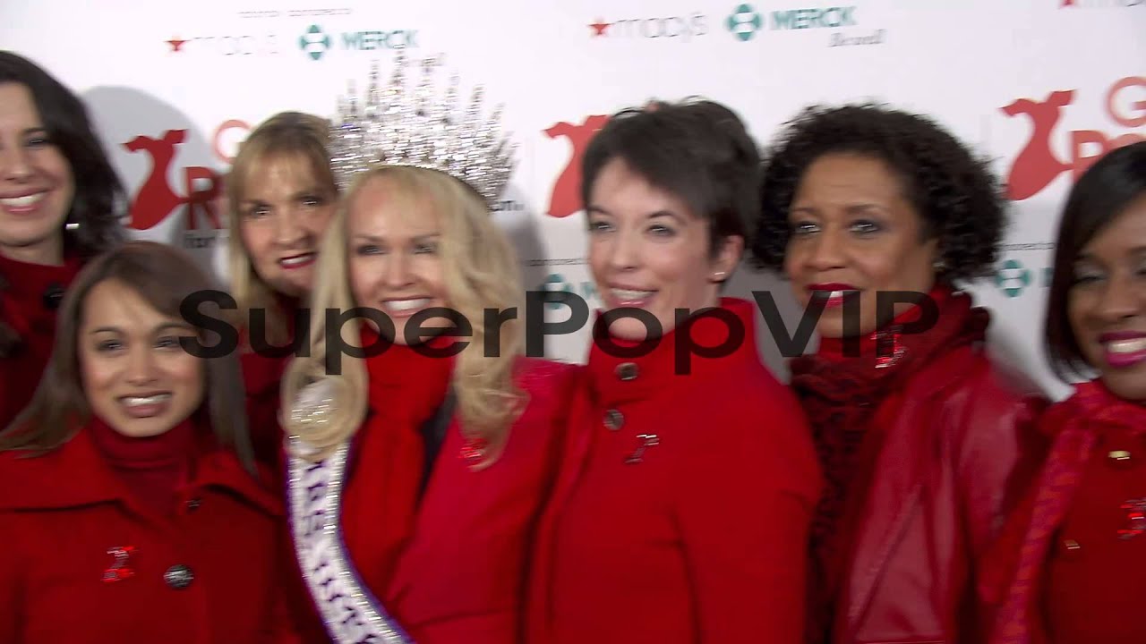 Sarah Bazey and 'real women' survivors at the American H... - YouTube