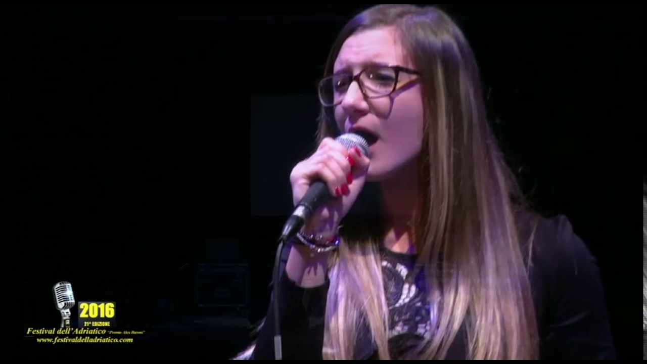 "Io vivrò senza te" Giulia Toschi Finale prima puntata Premio Alex ...