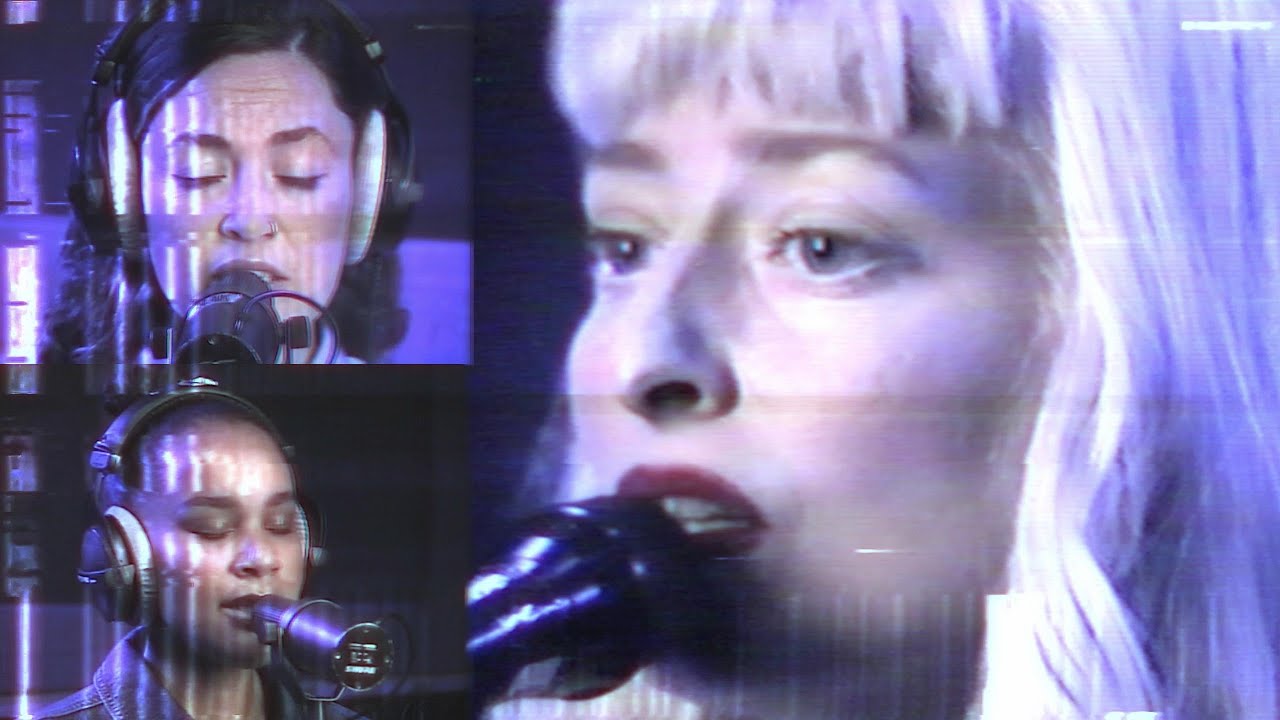 Holly Walker - Storylines (live at RAK) - YouTube