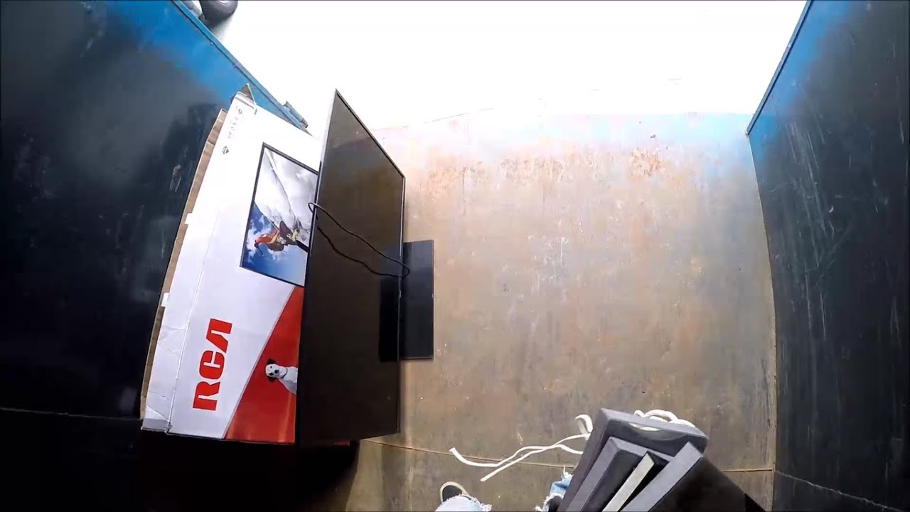 Dumpster Diving Gamestop,petsmart,recycling bin. Week 17. PLUS YOUTUBER ...