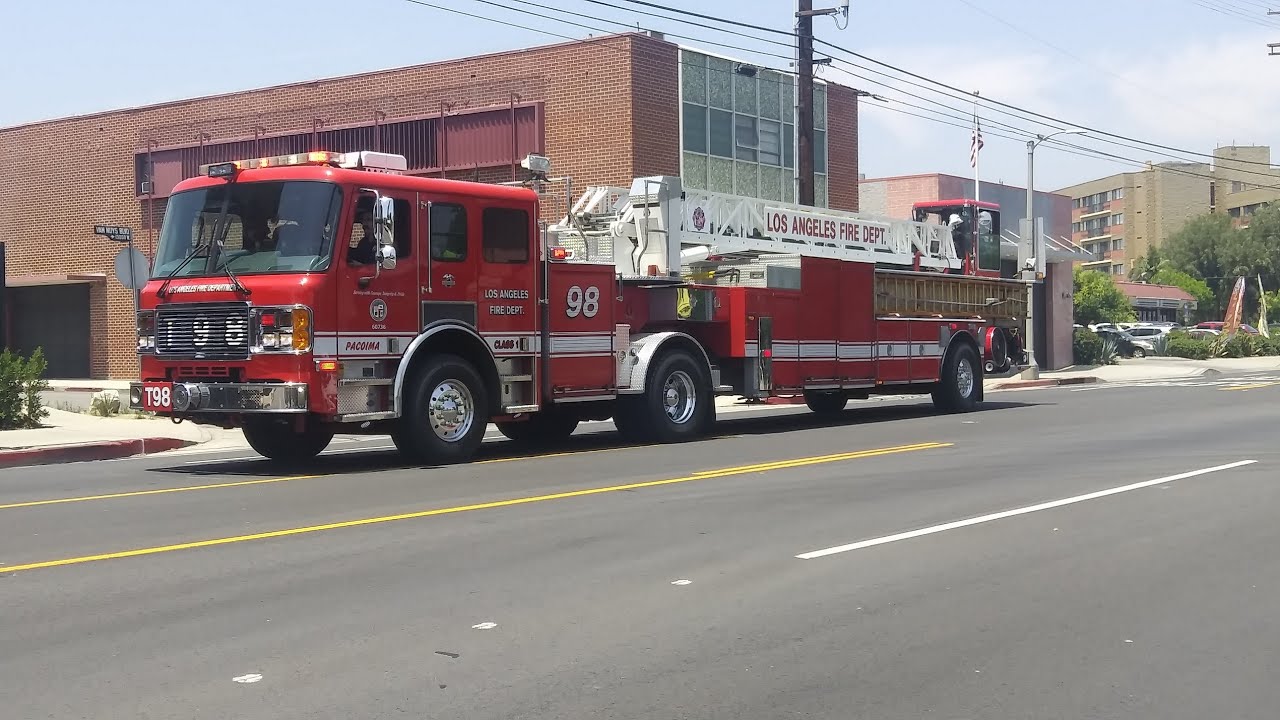 LAFD Light Force 98 Responding - YouTube