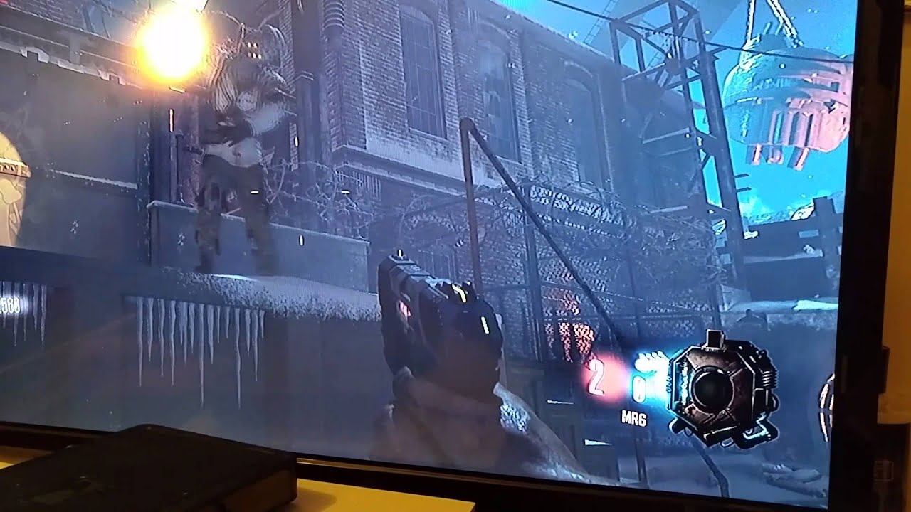 Gamplay of bo3 zombies map the giant - YouTube